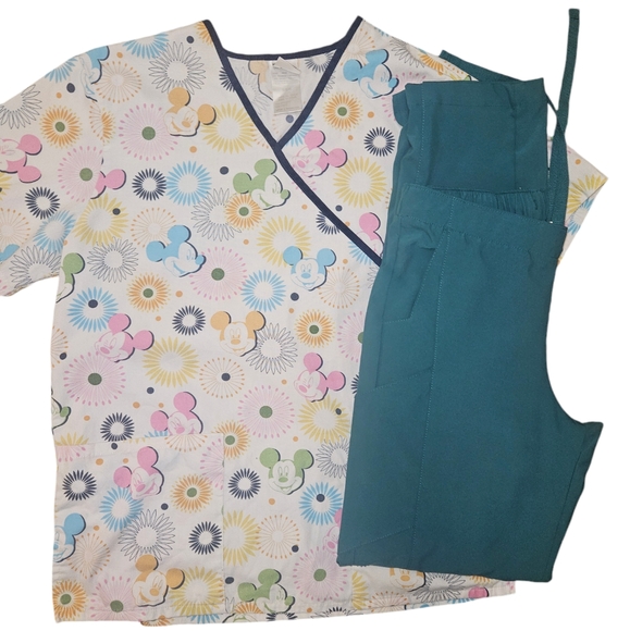 Smart Scrubs | Other | Disneys Mickey Mouse Scrub Set | Poshmark